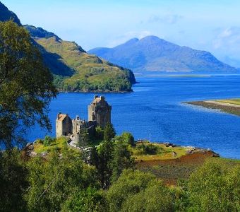 Home [strathmoretravel.com]